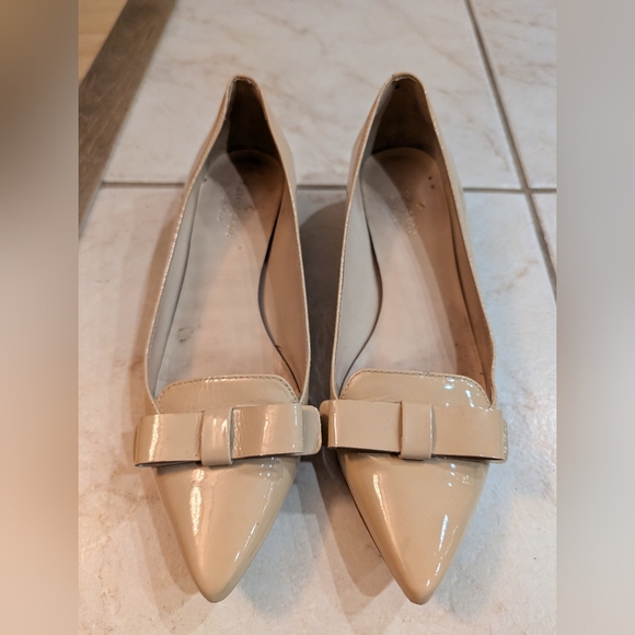 kate spade | Shoes | Kate Spade Nude Patent Leather Bow Flats | Poshmark
